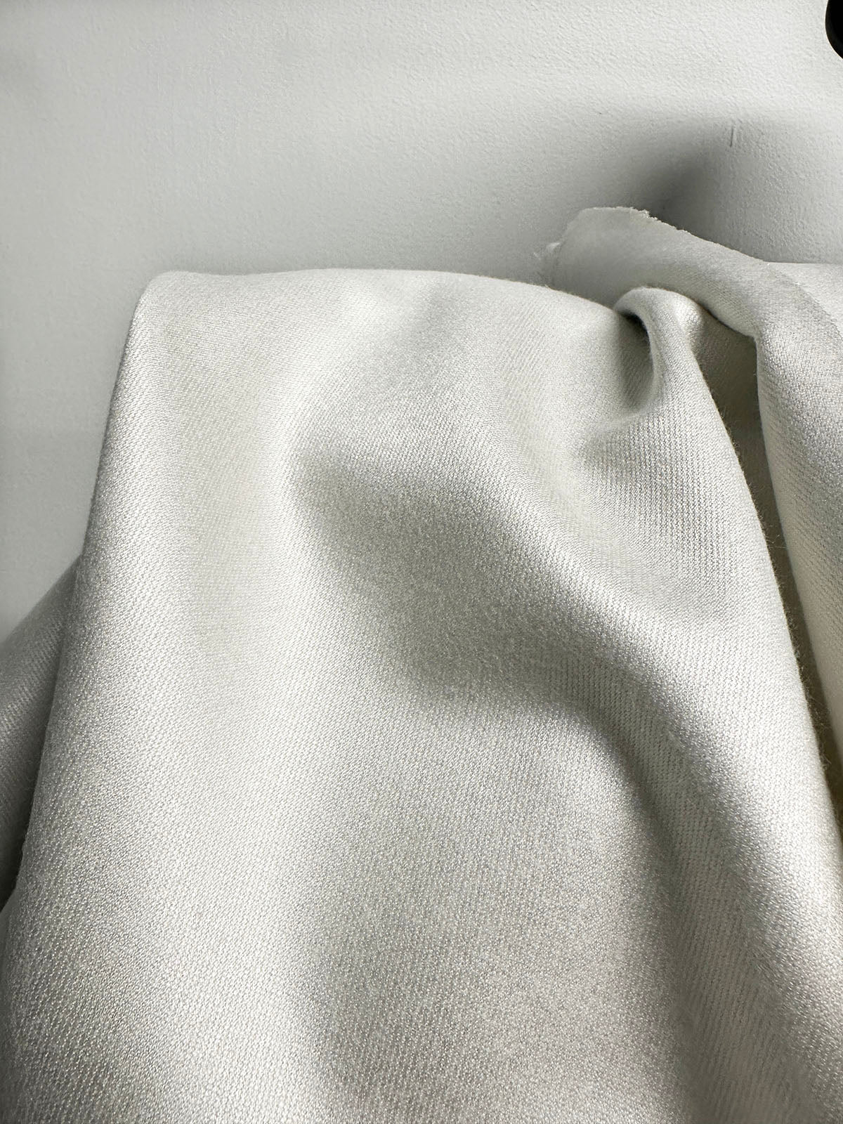 Pearl Snow Grey Cotton Cashmere Coating Fabric – L'Etoffe Fabrics LLC